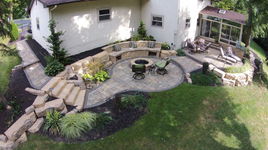 How to Create a Stunning Paver Focal Point in Your Outdoor Space ...